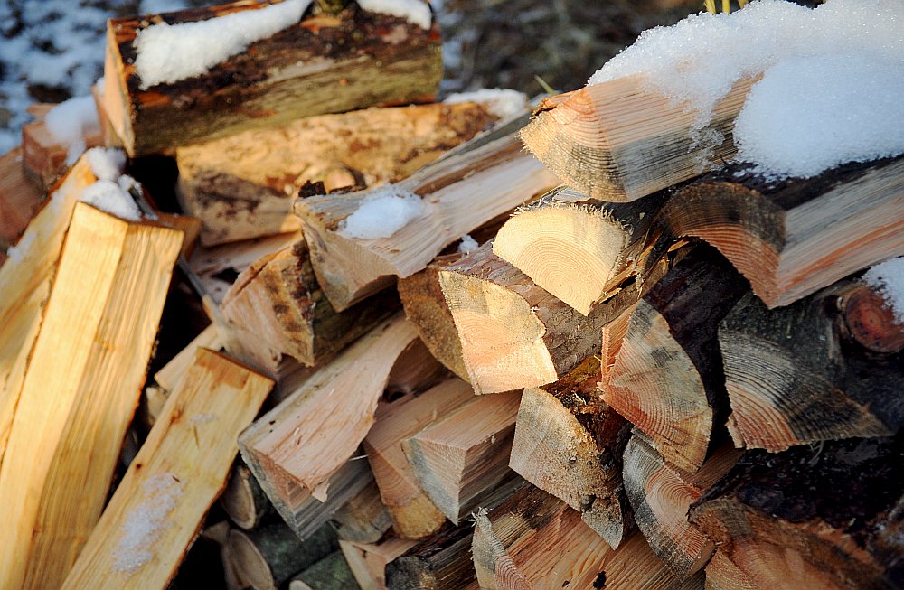Atlīdzība par malku bez čeka bijusi vispieprasītākā, taču 60 eiro par ...