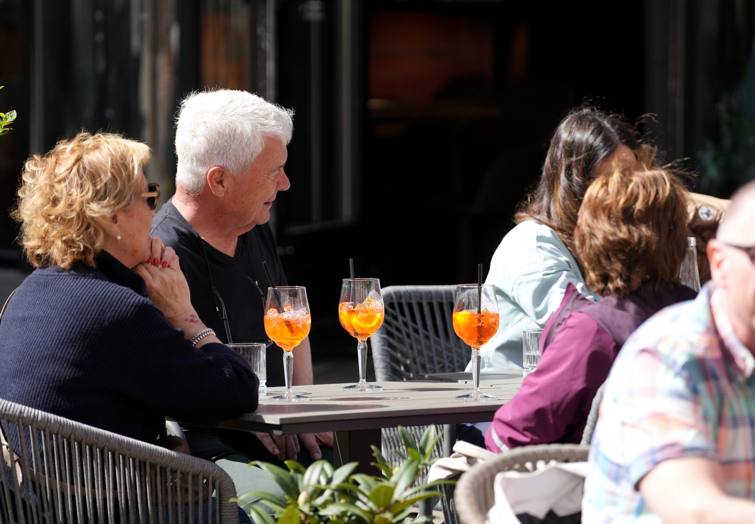 Komentāri | Latvijā būtiski pieaugusi vidējā darba alga “uz papīra ...